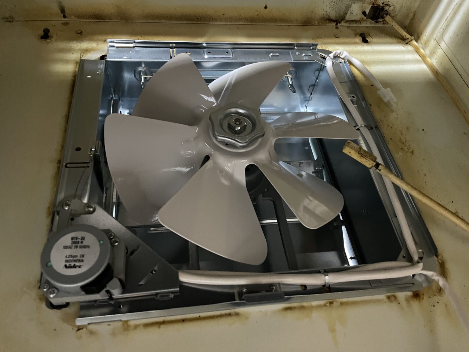 タカラスタンダード レンジフードVDS-60 換気扇本体部の交換 | ポッタブグリーン